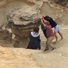 Graba la destrucción de una roca emblemática en Oregón