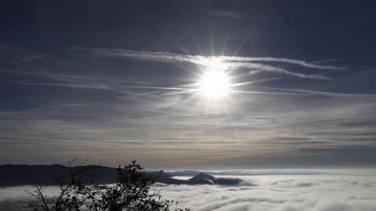 Un meteorito de intenso color verde cruza el cielo de Asturias