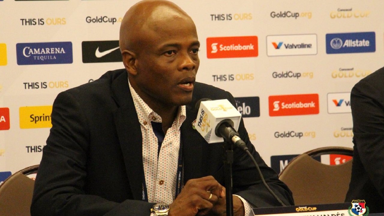 Dely Valdés: «El año que marqué 19 goles en Oviedo habría llegado a 30 ...