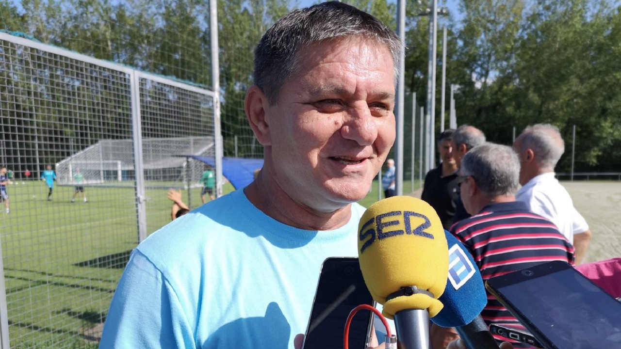 Lacatus: «El club lo tiene todo para subir a Primera»