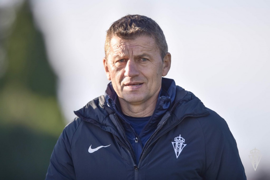 Djukic impone su estilo al Sporting