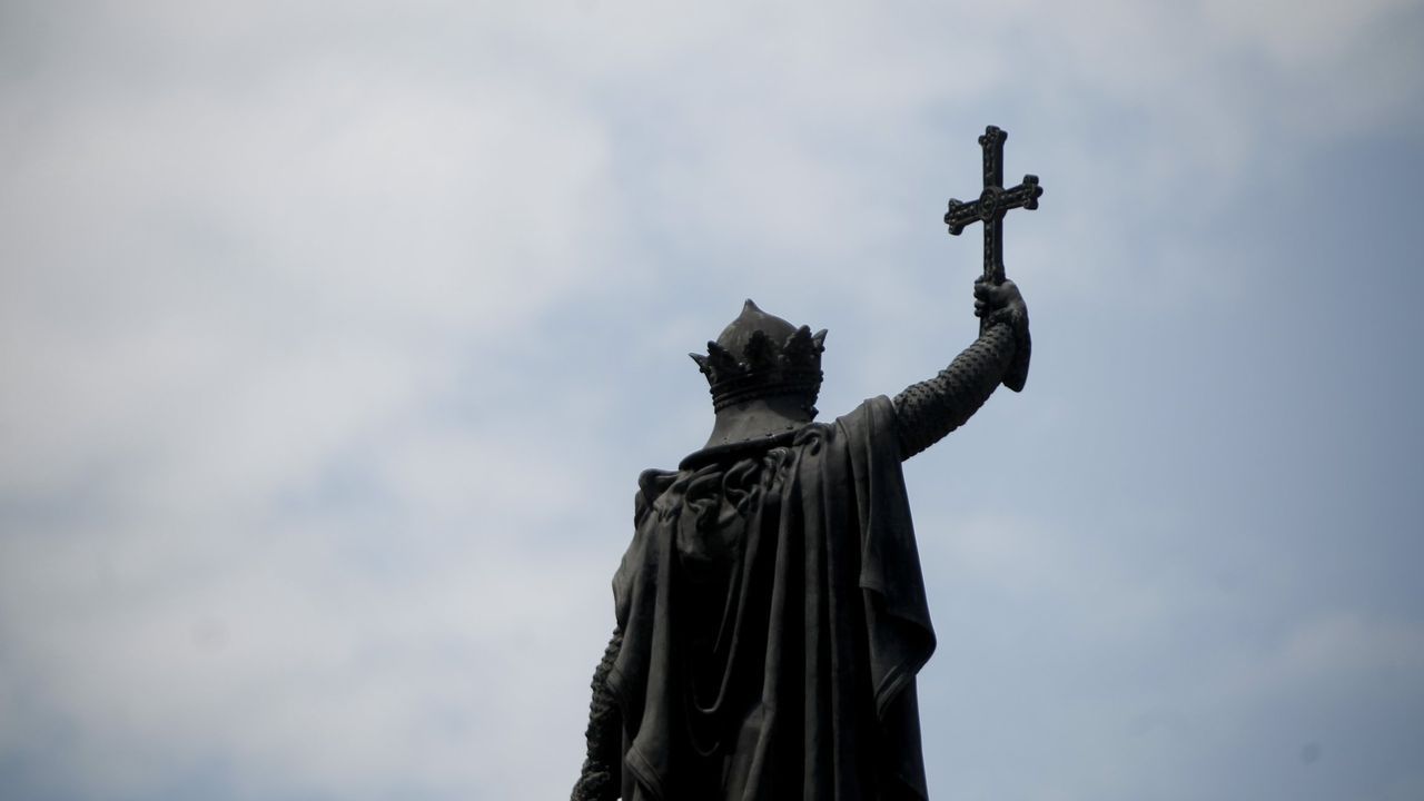 Asturias y Cantabria luchan por Pelayo, pero ¿qué dice la historia?
