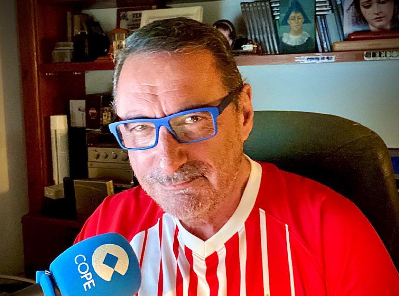 Carlos Herrera viste «La camiseta de un grande, el Sporting»