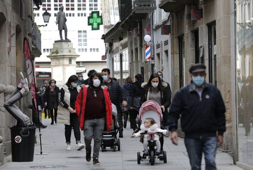 El colmillo retorcido del pasado