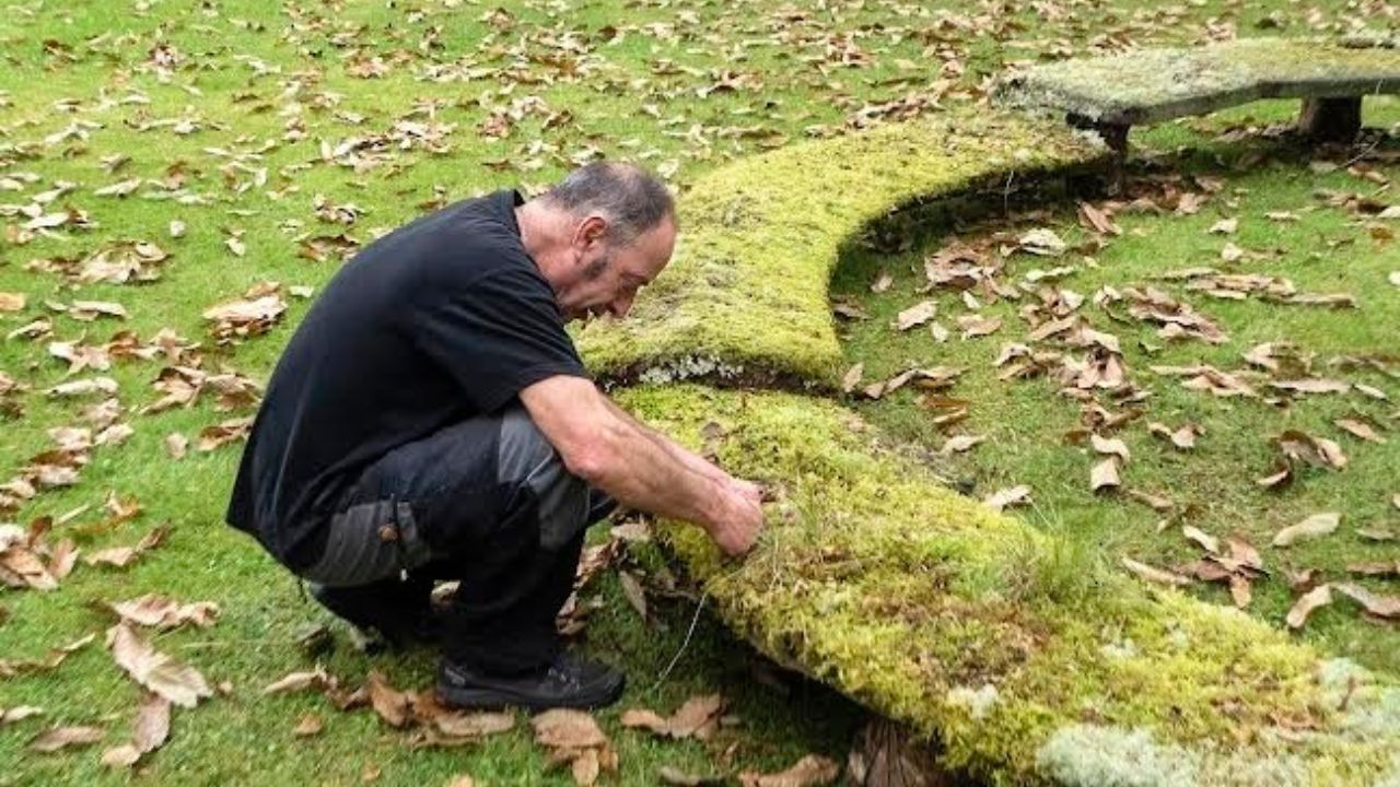 El «Conceyu» del parque escultórico del museo Evaristo Valle